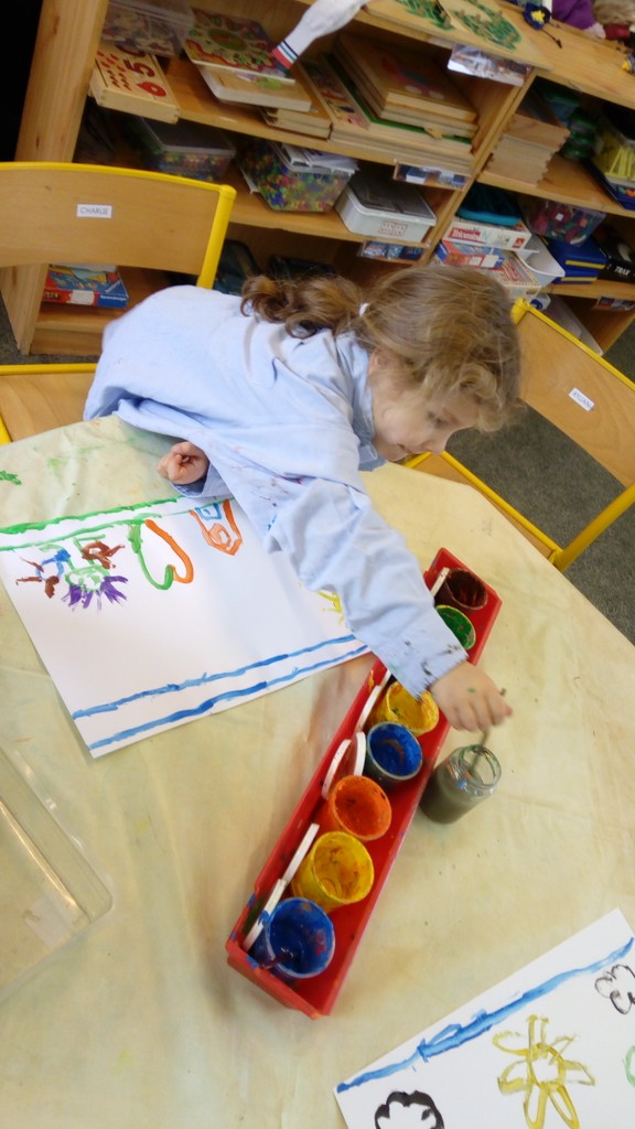 Expérience avec les couleurs » Ecole Saint Joseph Lumbin